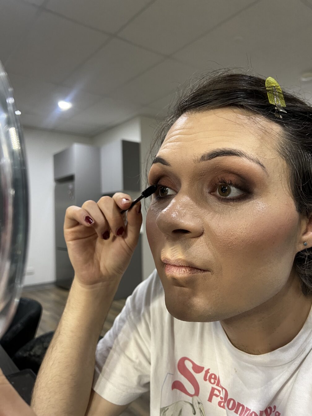 Male to Female Transgender & CD Makeup Lessons - Iridis Cosmetics